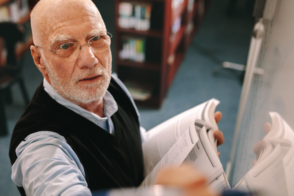 CHE Analyse zur Altersstruktur von Professor*innen